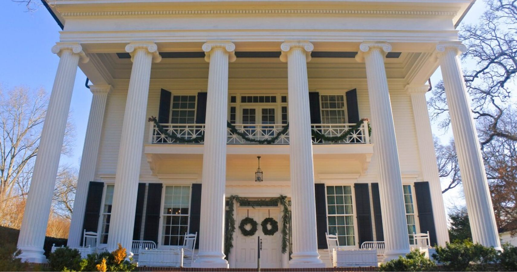 Houses In Rom-Coms: 10 To See In Real Life | ScreenRant