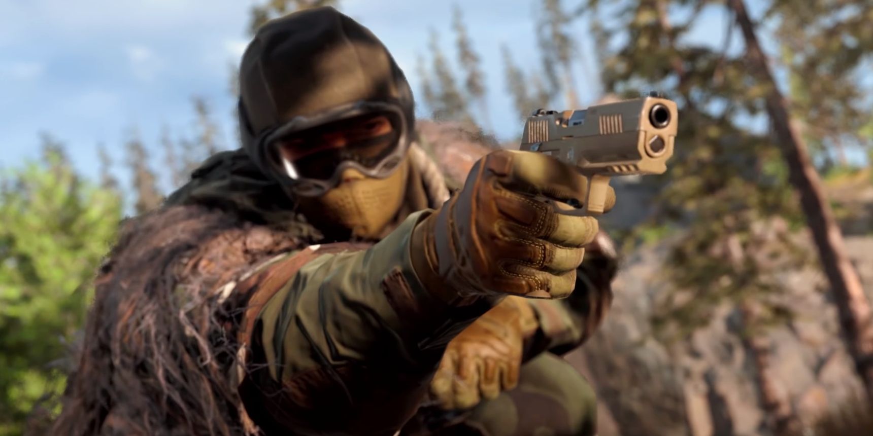 Warzone Hacker Gets a Victory By Shooting At the Ground